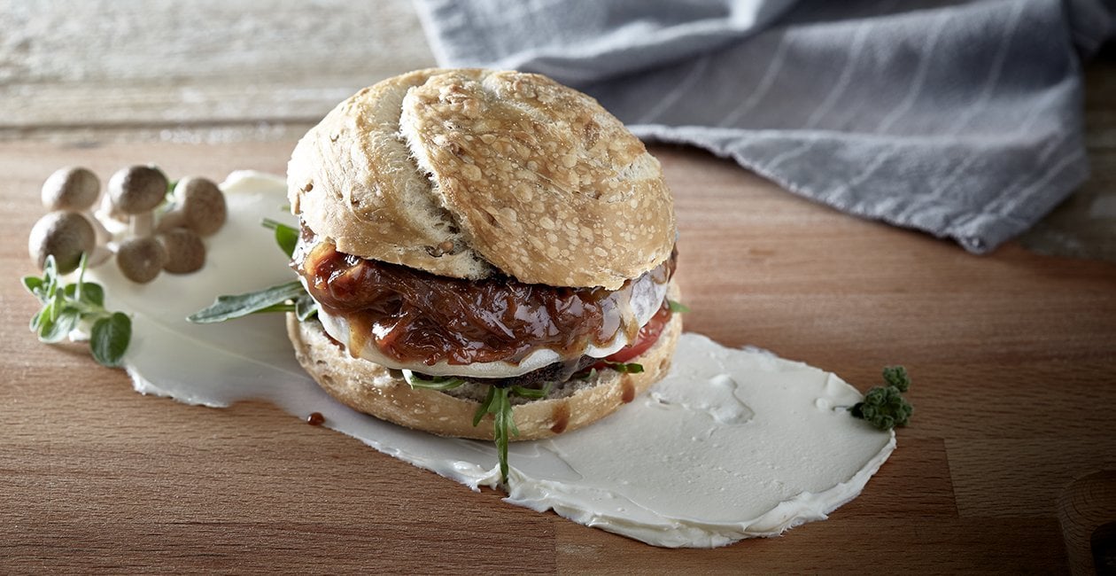 Burger Μελιτζάνας με Κρεμμύδια σε Μπίρα και Σόγια - συνταγή